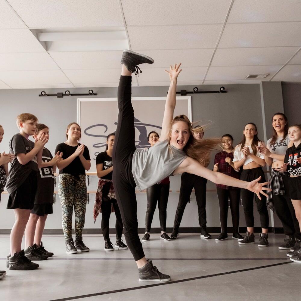 Lo-Fi Beats - Flow State: Meditative Hip Hop Music | iHeart