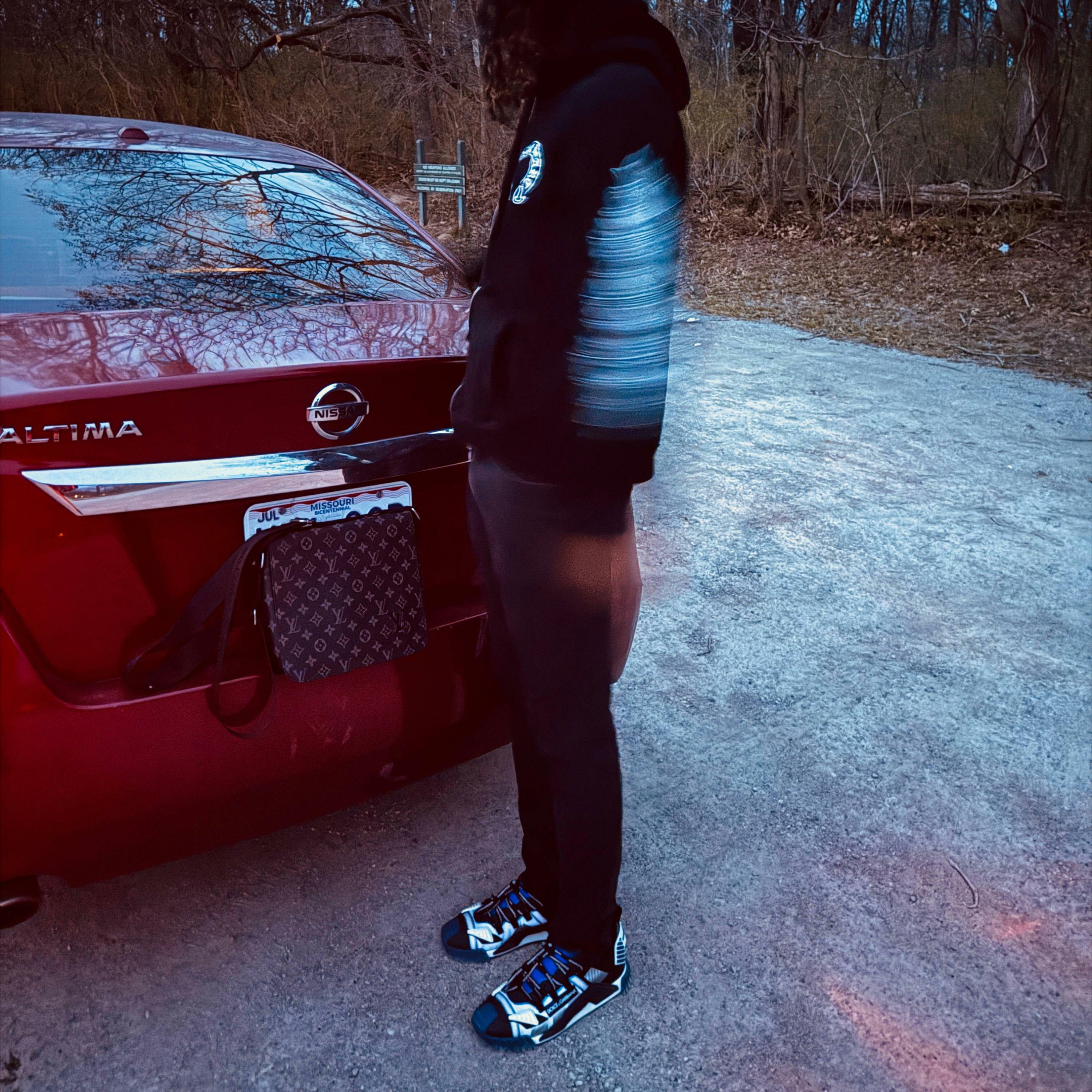 Matéo - chrome hearts (longlivejuice) | iHeart