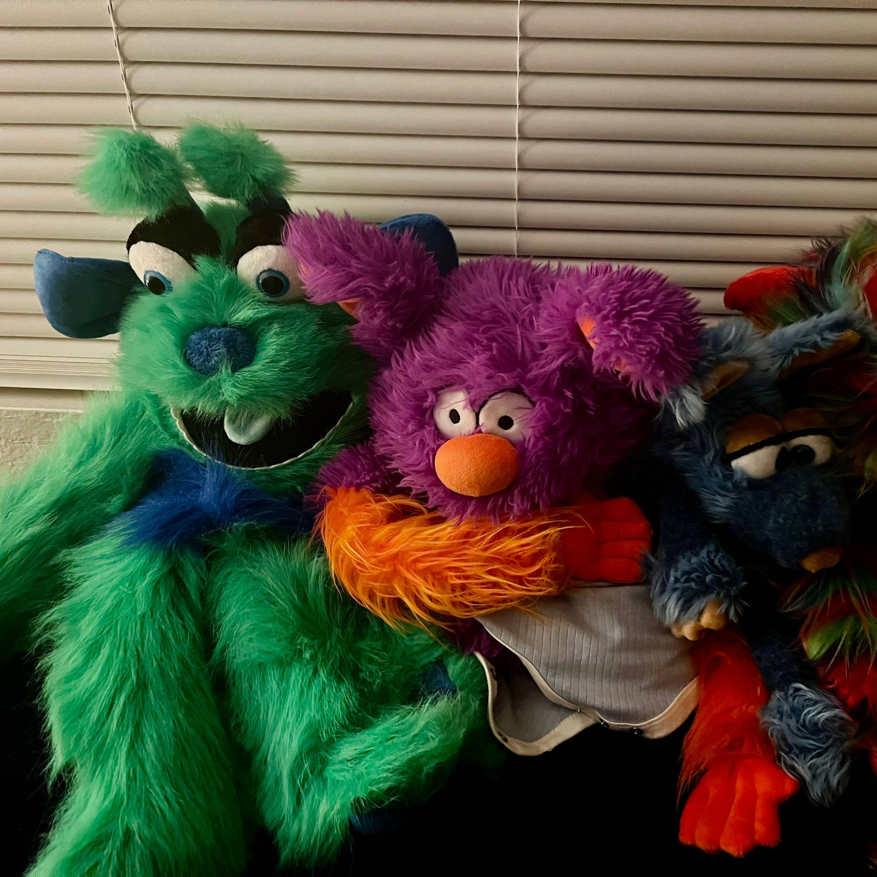 Fuzzy Butt Bassel - Elmos Wild Night | iHeart