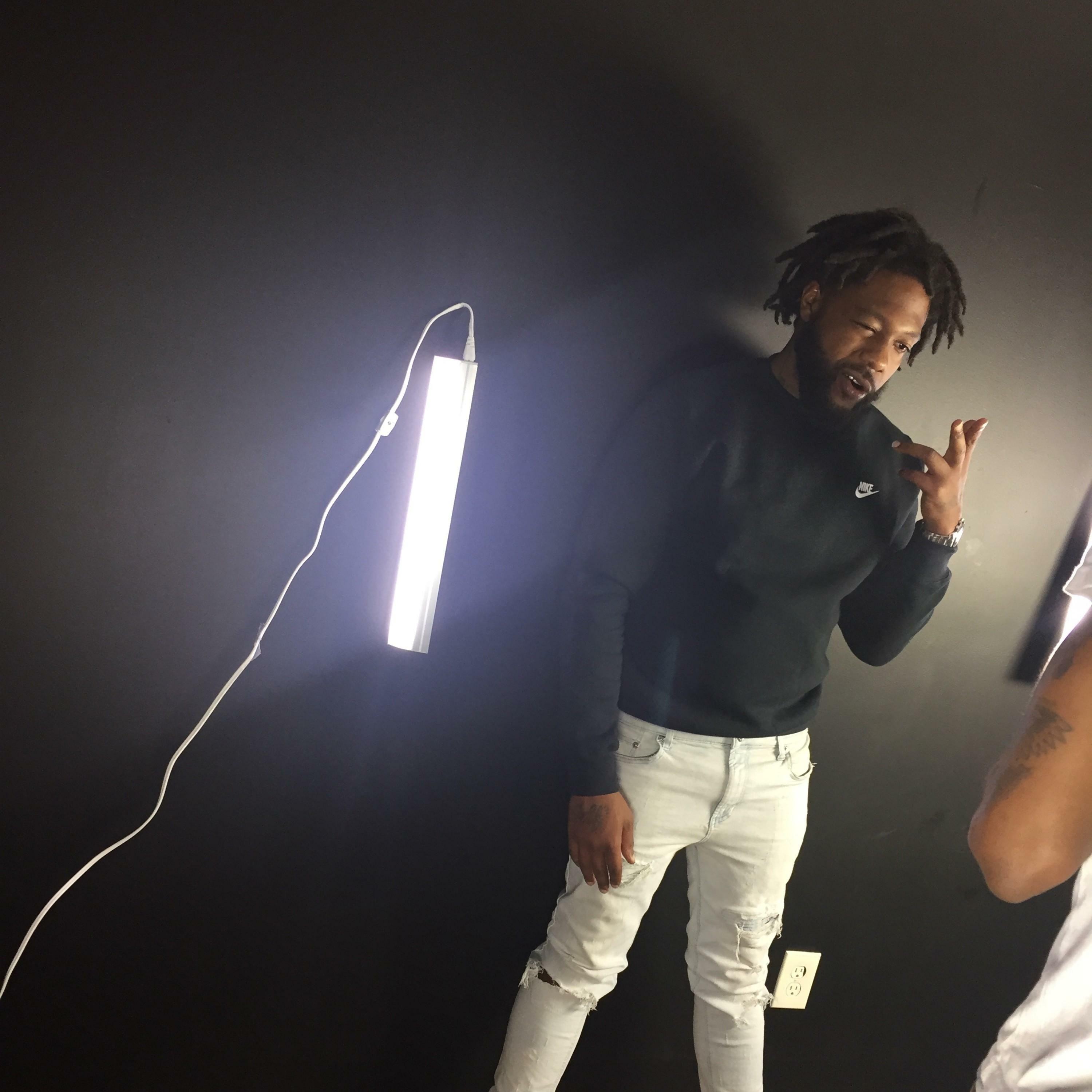 Malex3 - Thr3 | iHeart