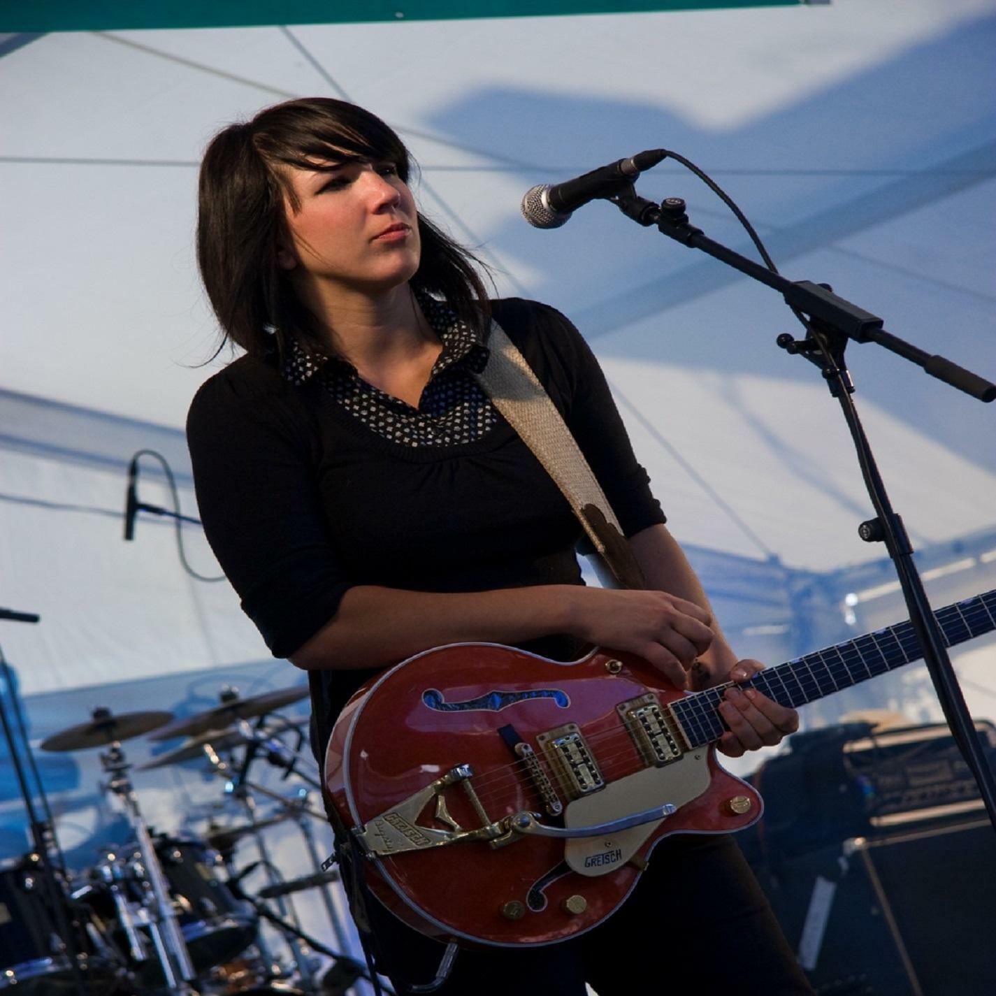 Paula Gavinio | iHeart