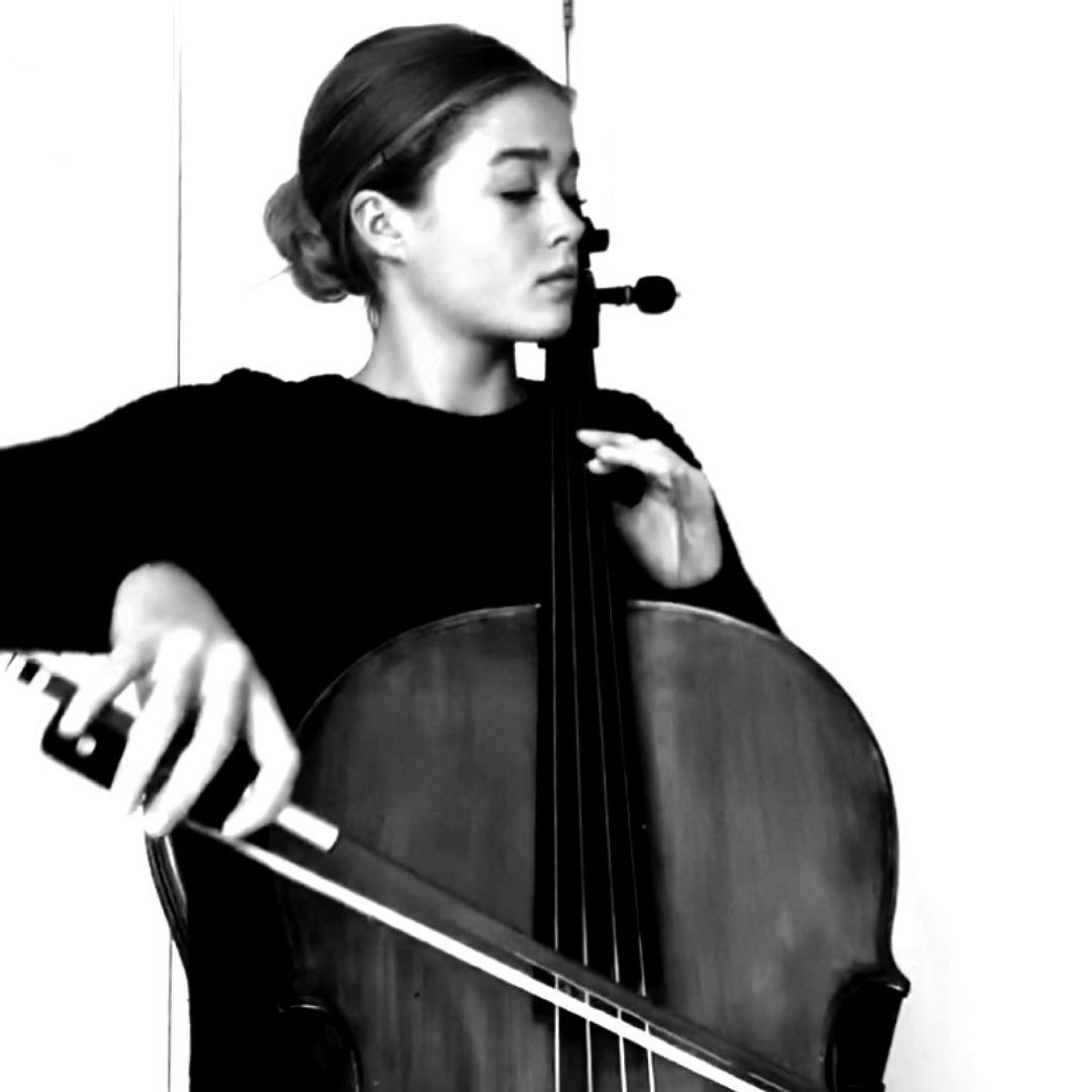 Gretchen Bloom | iHeart