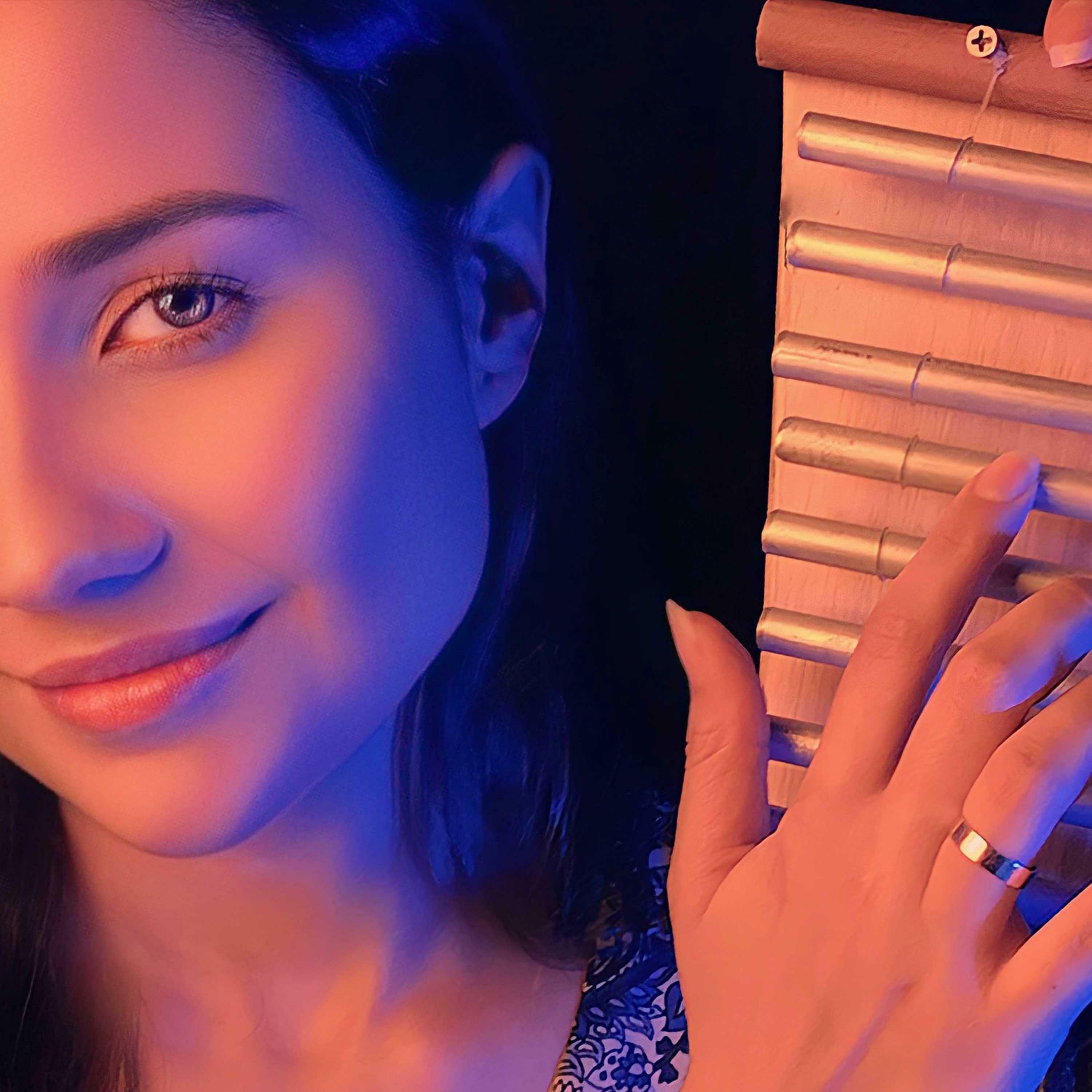 ASMR Lá Nas Alturas | iHeart