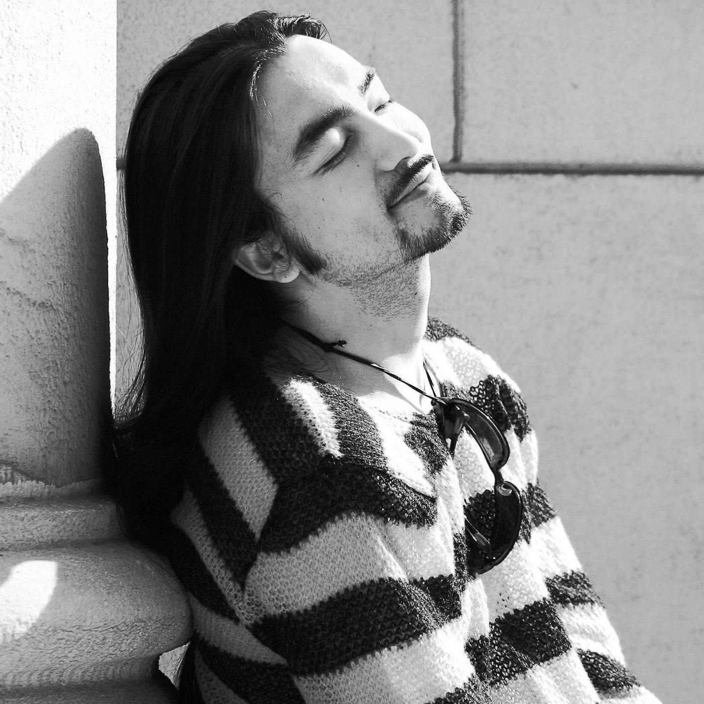 Cherchen Man-Tahir Burhan Uyghur | iHeart